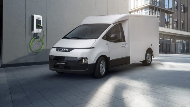 Iveco Launches All Electric Light Commercial Vehicle eMoovy